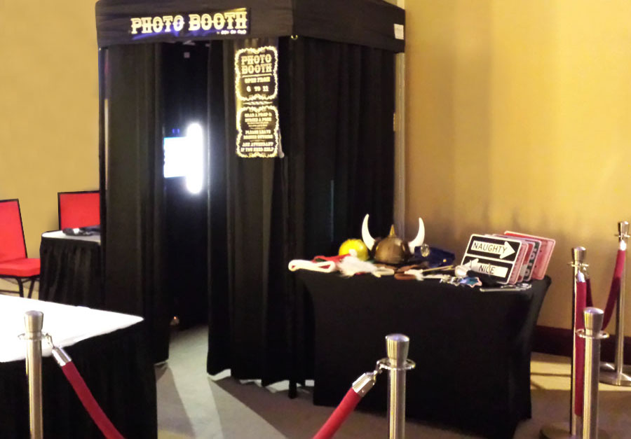 Ecobooth Photo Booth by The DJ Guy